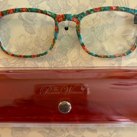 The Pioneer Woman | Accessories | New Pioneer Woman Blue Screen ...